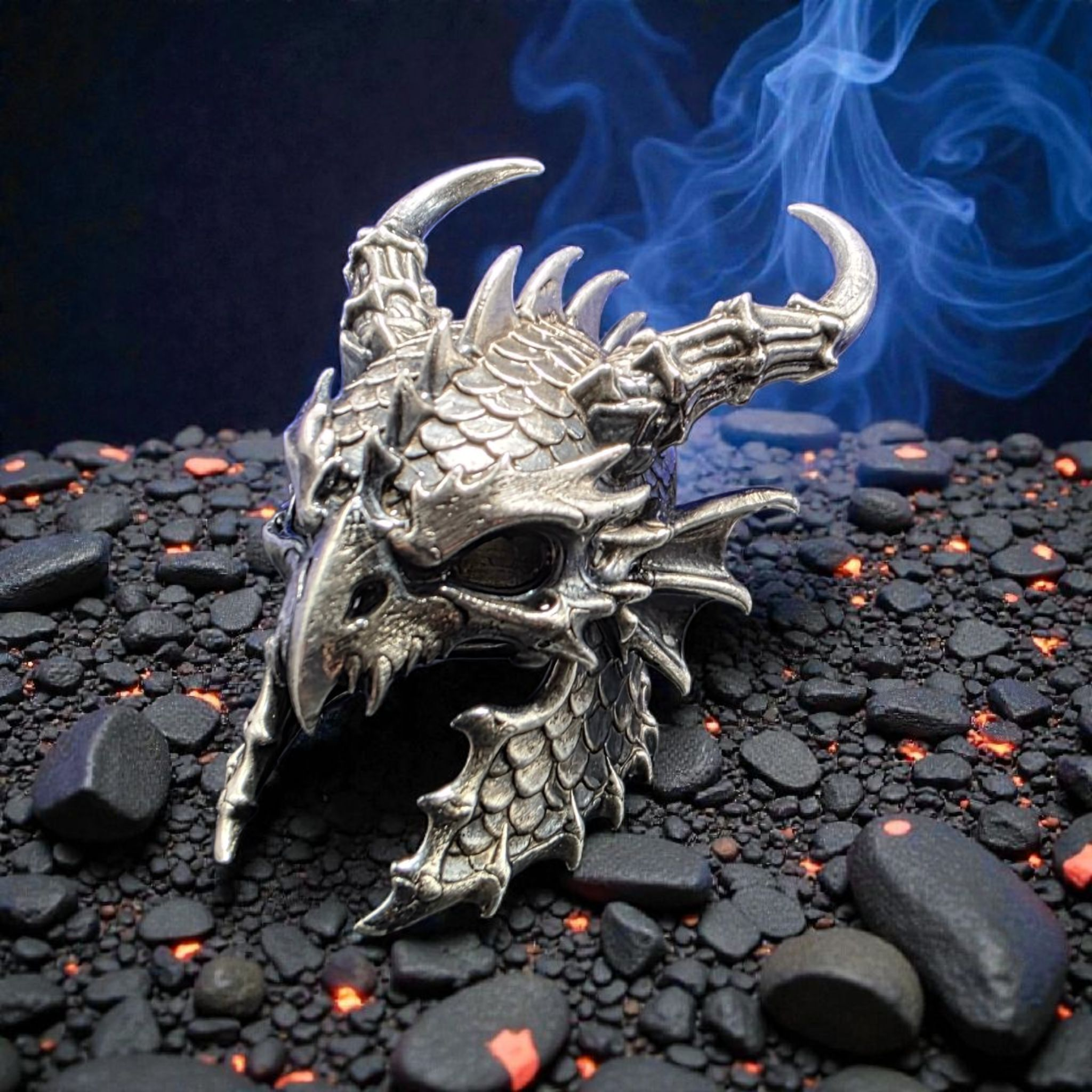 Dragon helmet – Ab Custom Silver